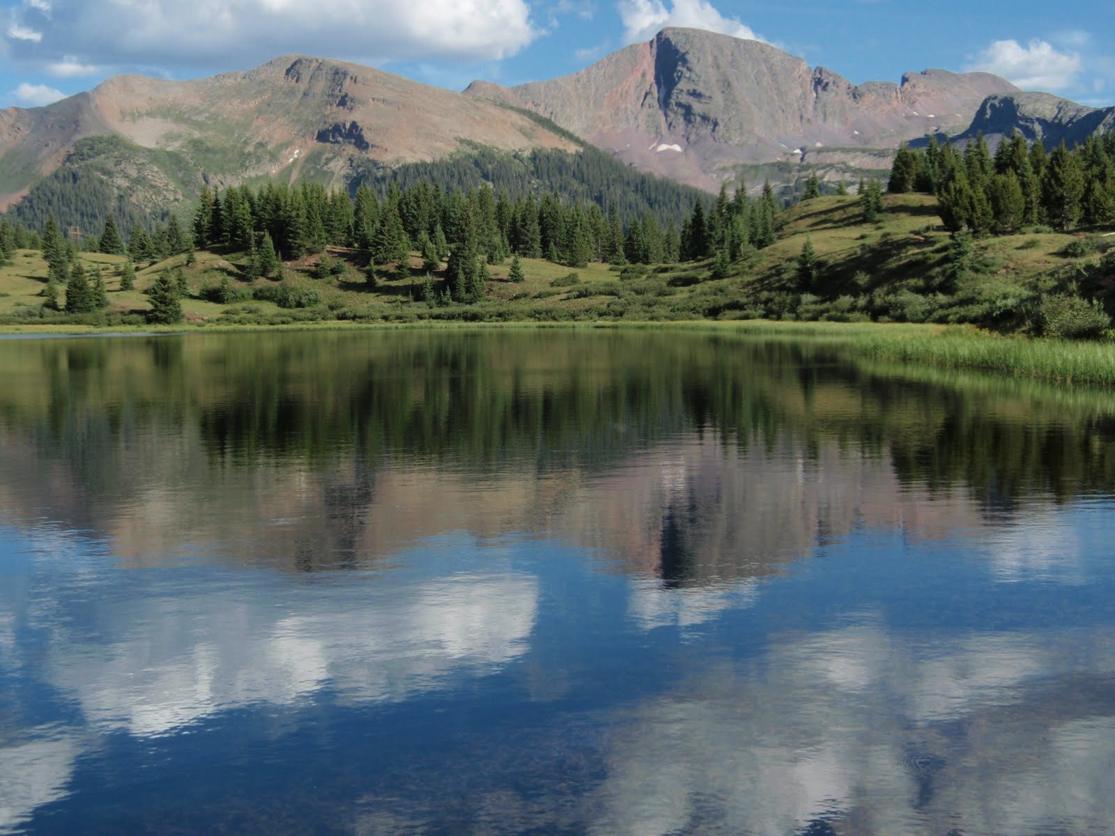 barbecue bluegrass & blacktop: Molas Lake