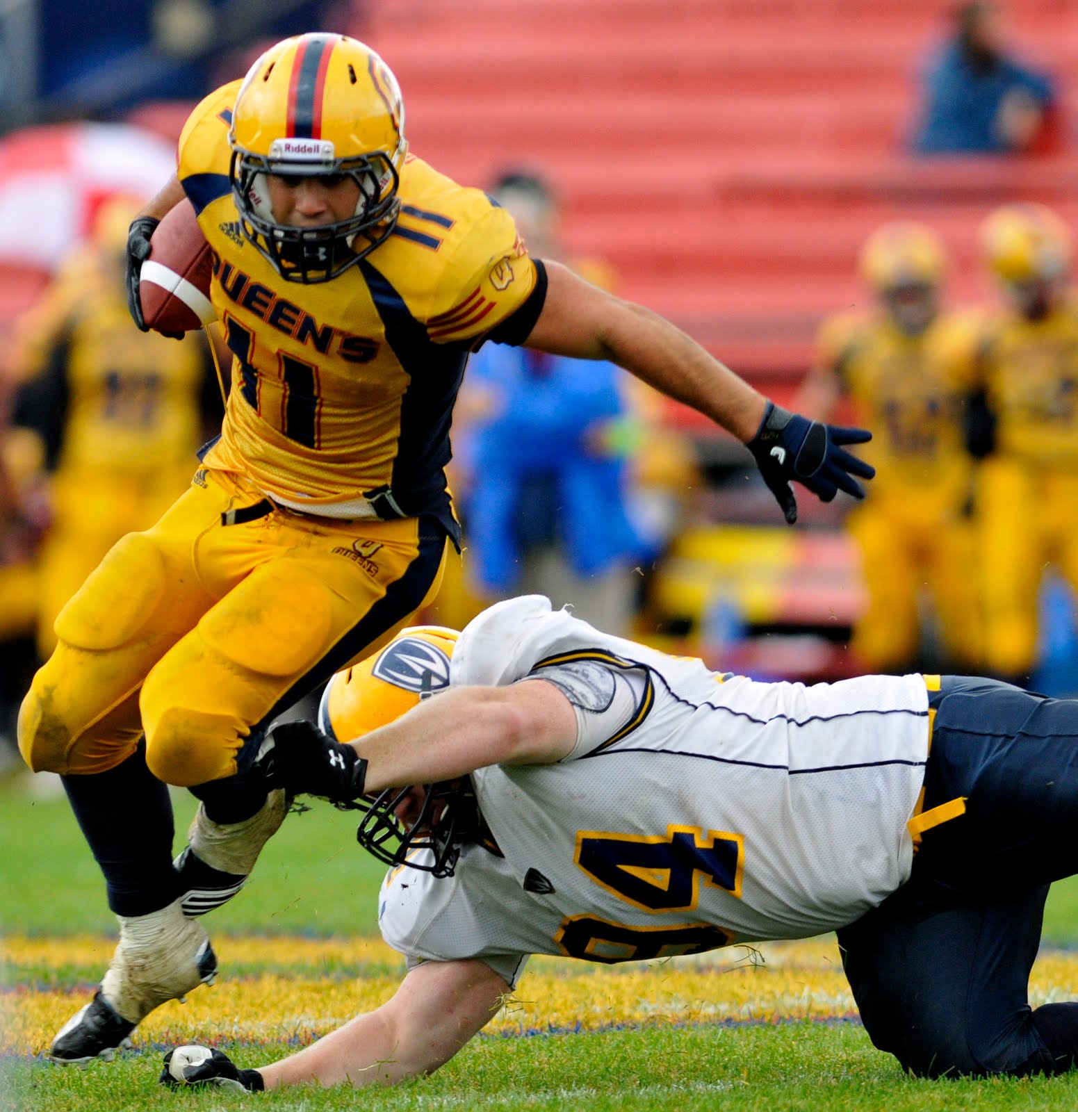 Adam Jackson Photojournalist: Queen's University Football Home Opener