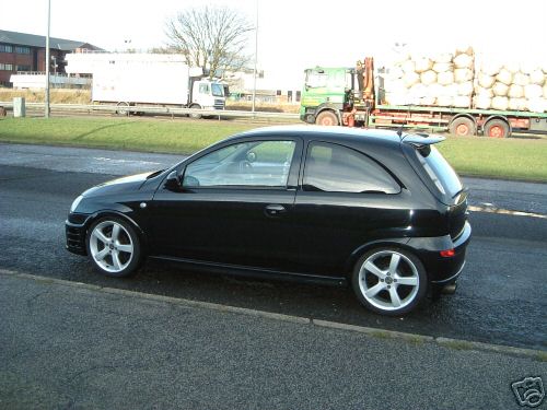 MODIFIED-CARS: Modified Corsa C 1st car`