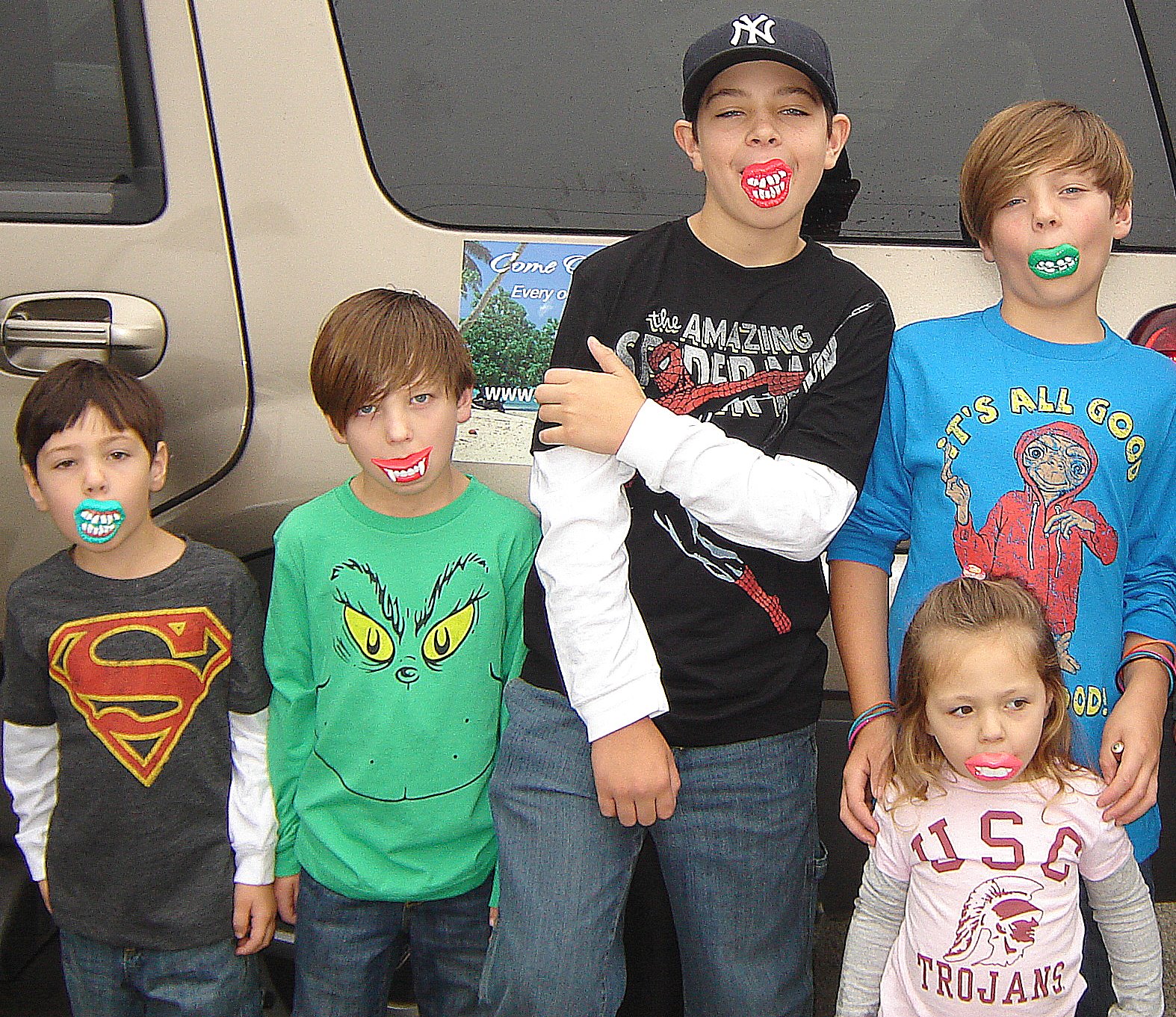 Andy & Kelly Allen + 5