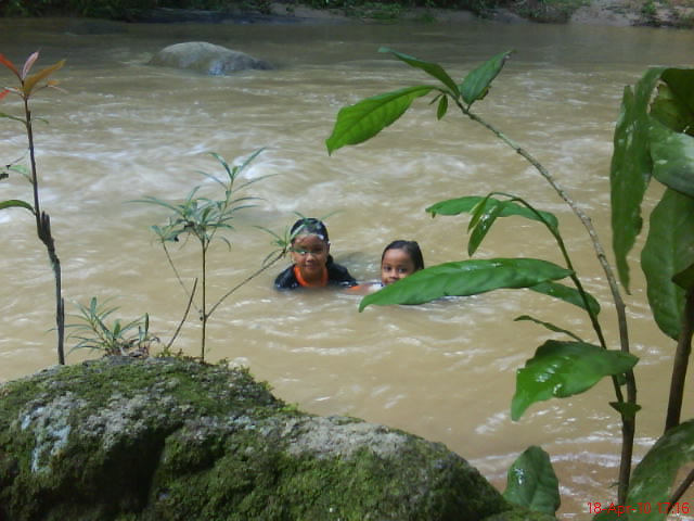 @LoNG TT: SANTAI DI JERAM GADING RESORT JELEBU N9