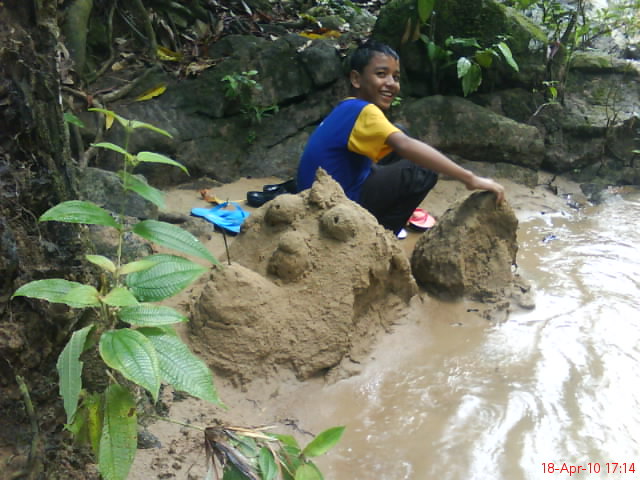 @LoNG TT: SANTAI DI JERAM GADING RESORT JELEBU N9
