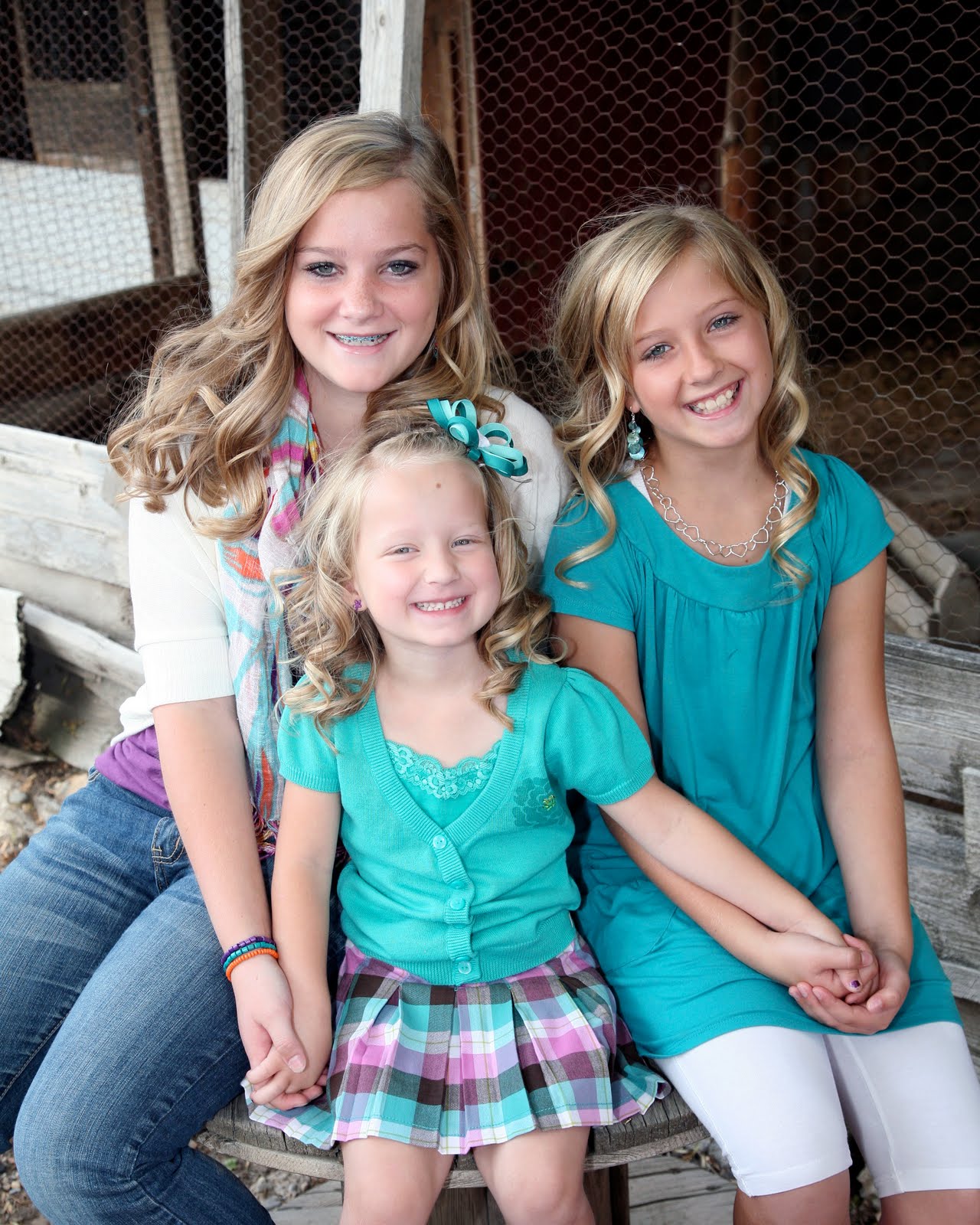 Den and Kat: Beautiful Beus Sisters!