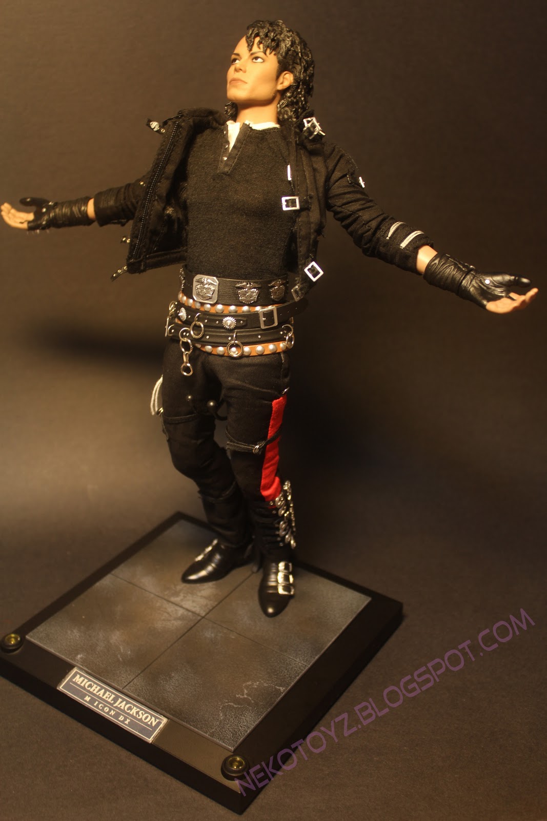 Neko Toyz: Hottoys DX Michael Jackson Mini Review I