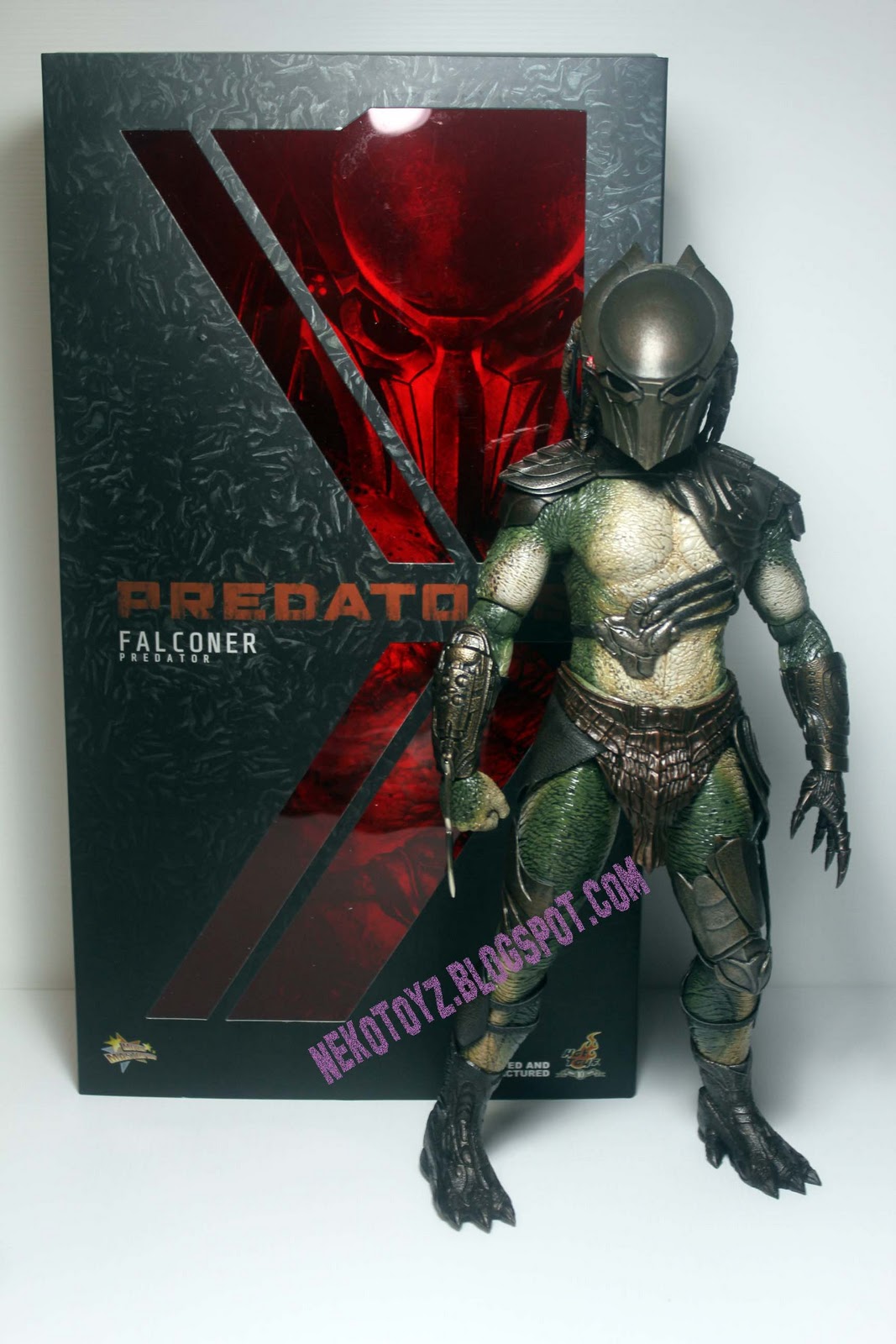 Neko Toyz: Hot Toys MMS 137 1/6 Falconer Predator Review
