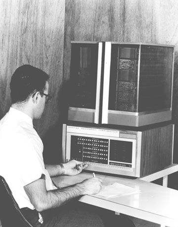 A History Of The Internet: 1965