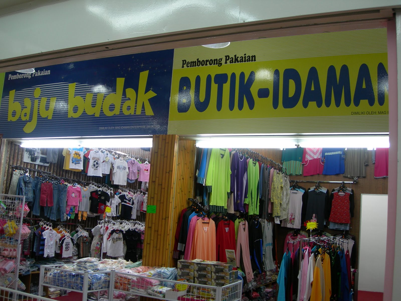 Butik Idamanku: Signboard "BUTIK-IDAMANKU"