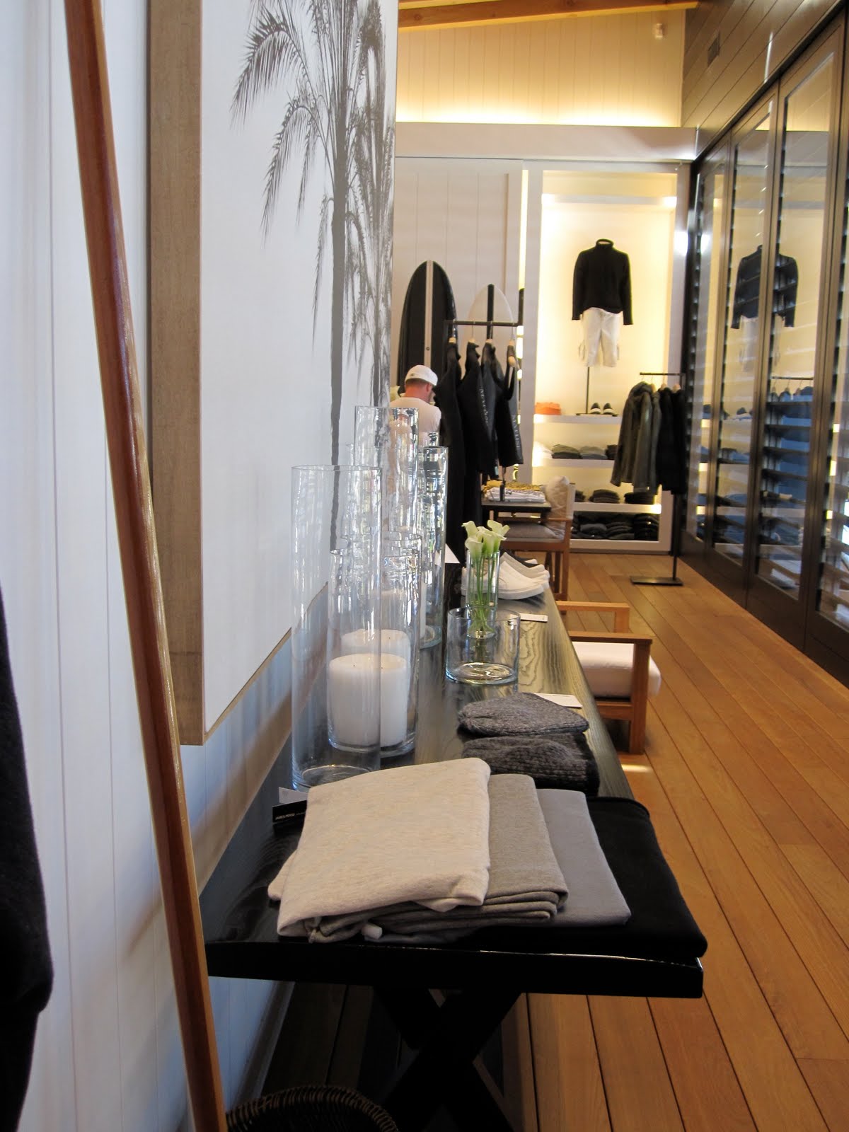 Joe Ruggiero Designer/ HGTV Host: James Perse Shop, Malibu