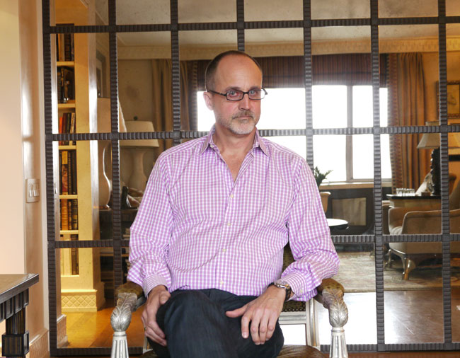 Joe Ruggiero Designer/ HGTV Host: Home Office in a Very Small Space.