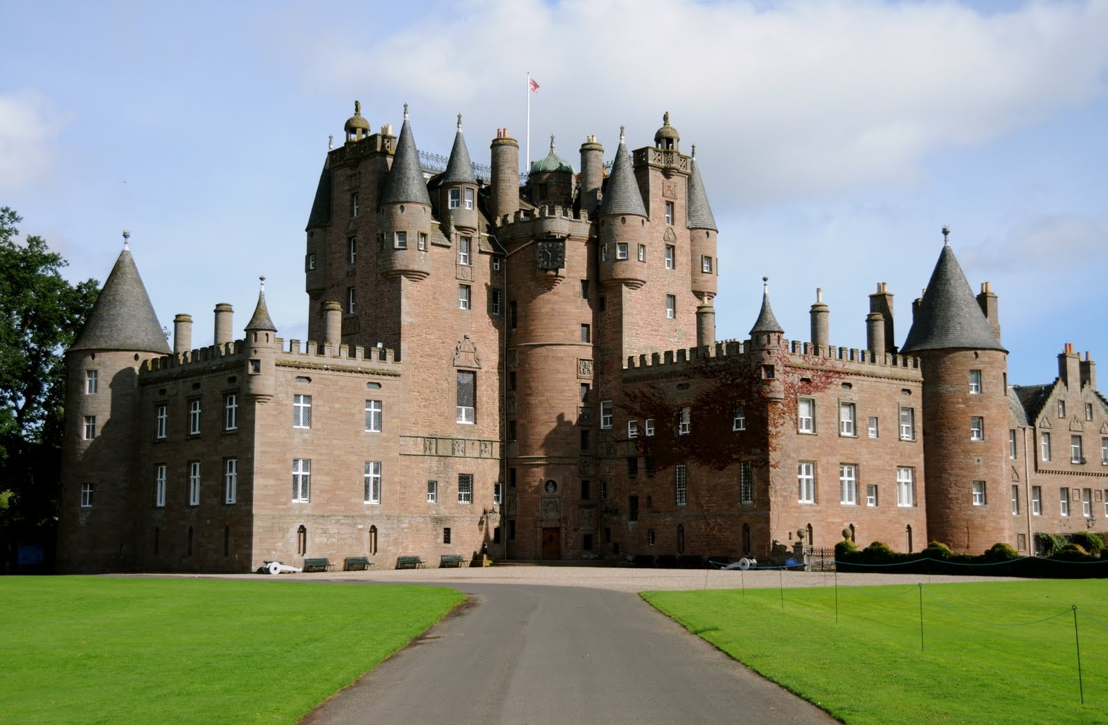 Devorador do Pecado: O Castelo Assombrado de Glamis