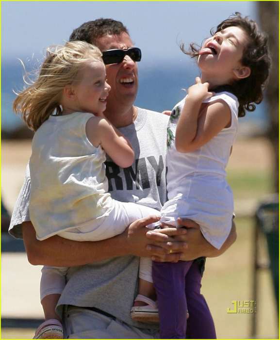 Curious, Funny Photos / Pictures: Celebrity with children - 72 Pics