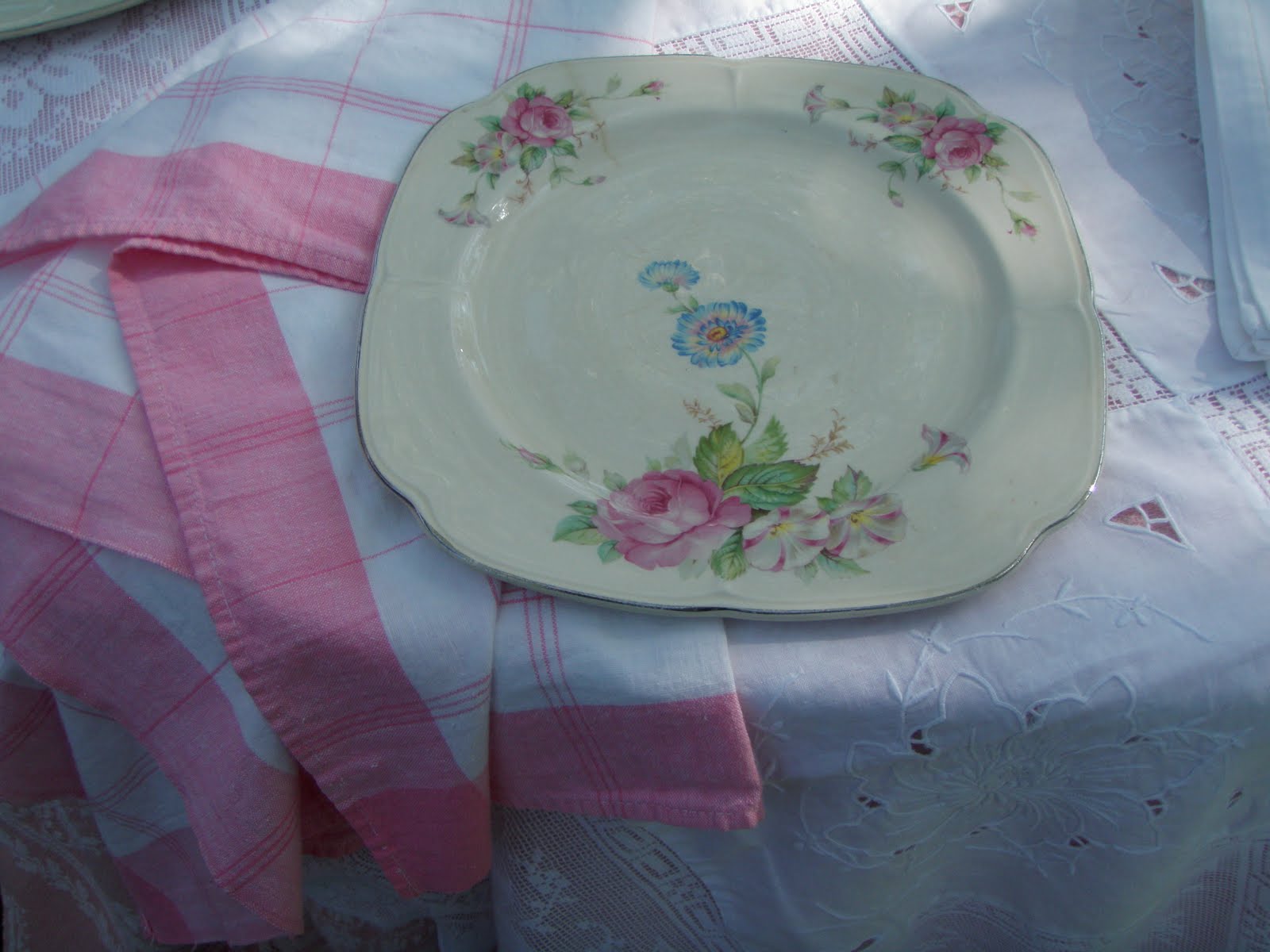 Cabin & Cottage : Summer's Ripening Breath