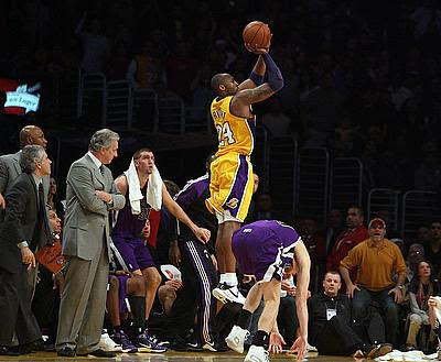 Kobe Bryant buzzer beaters бичлэг ~ Хайртдаа зориулсан миний бэлэг