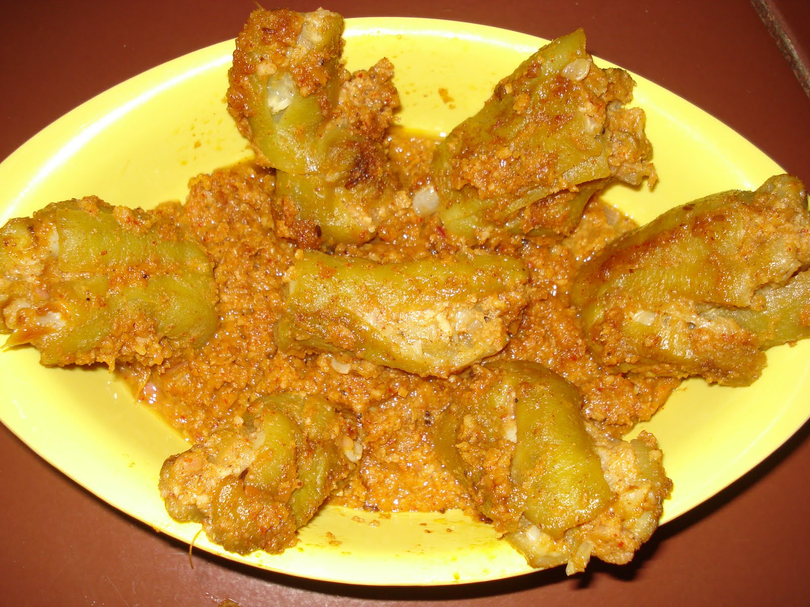 STUFFED RIDGEGUARD / GUTTHI BEERAKAYA - Prathi's Cuisine