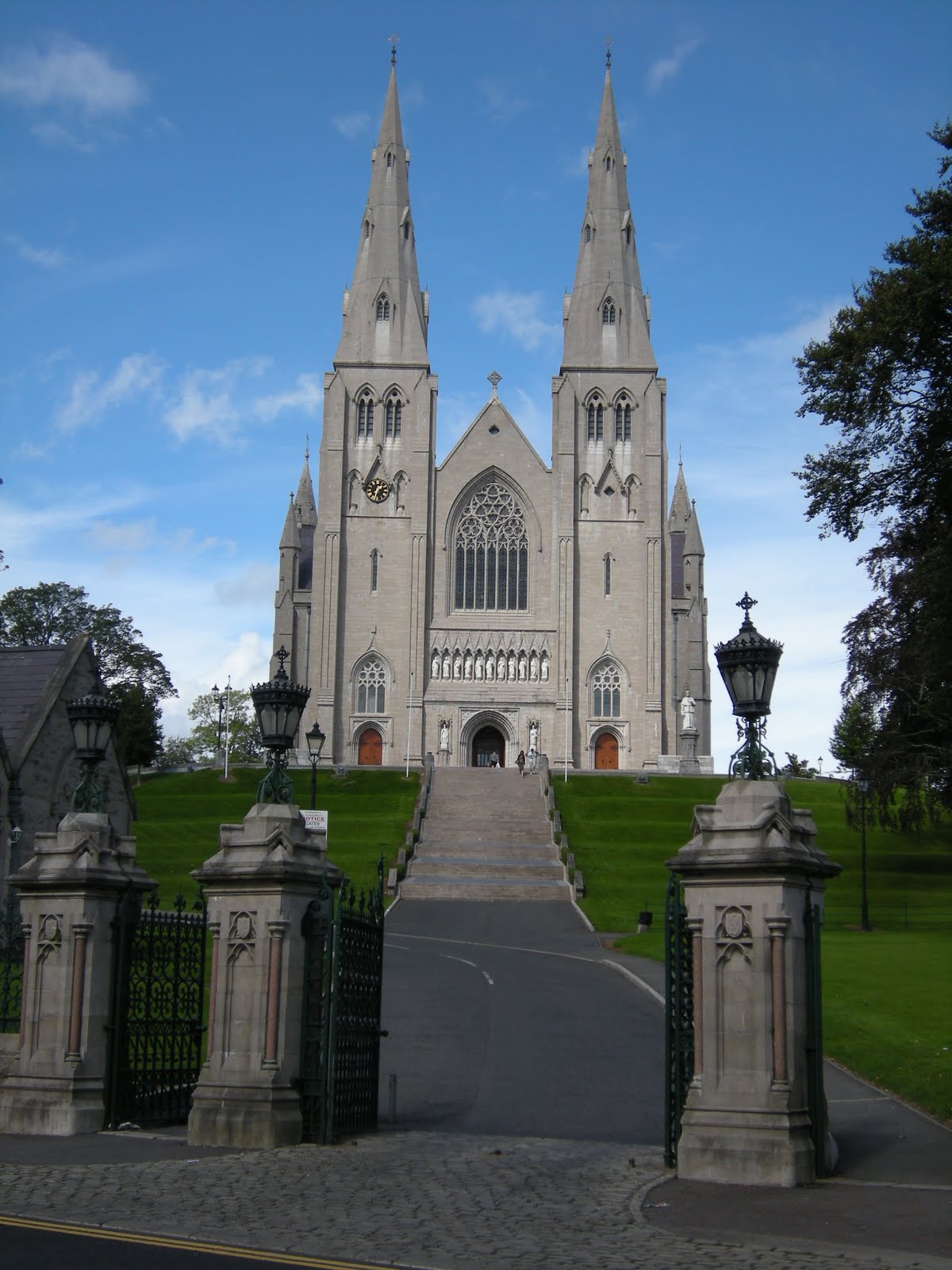 Where in the World are Bill and Mary: St Patrick's Cathedrals of Armagh