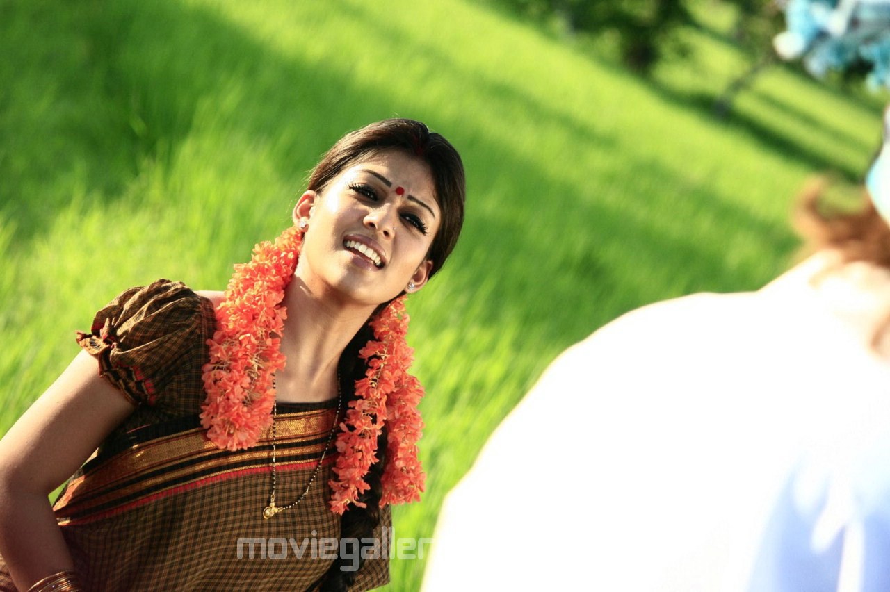 Nayanthara, Upendra @ Super Movie Stills, Photo Gallery ~ Tamil Cinema ...