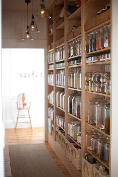 Content in a Cottage: Wonderful Well-Stocked Pantry