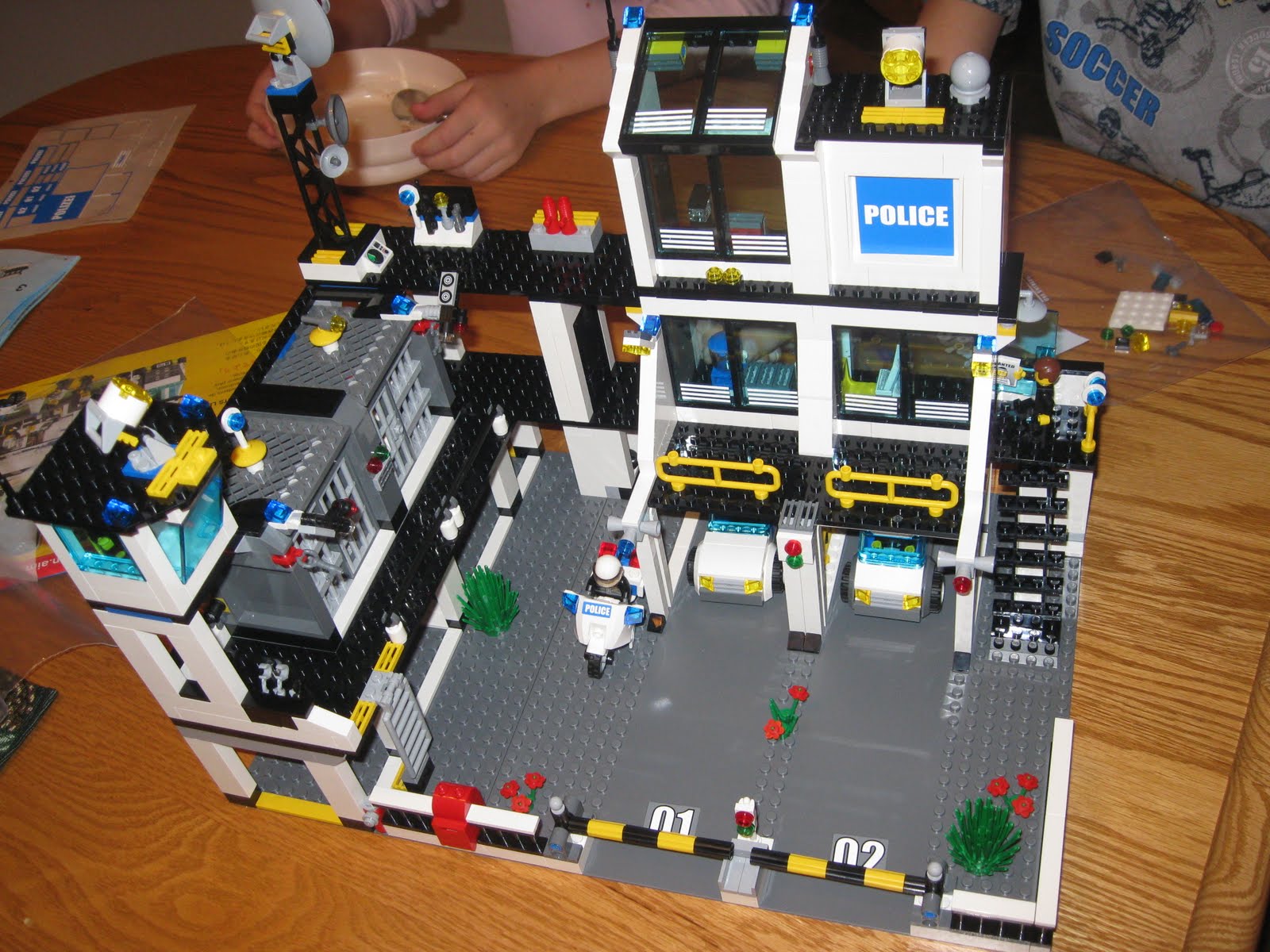 The Cripes: Lego City Police Headquarters