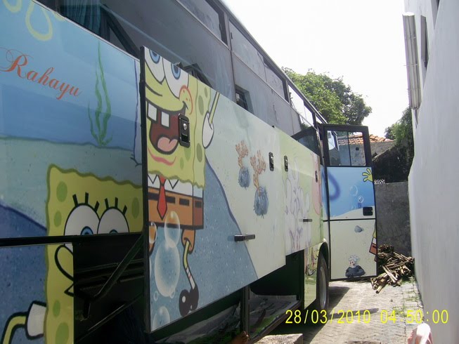 My Name : SuperYoss: A Spongebob Squarepant Bus