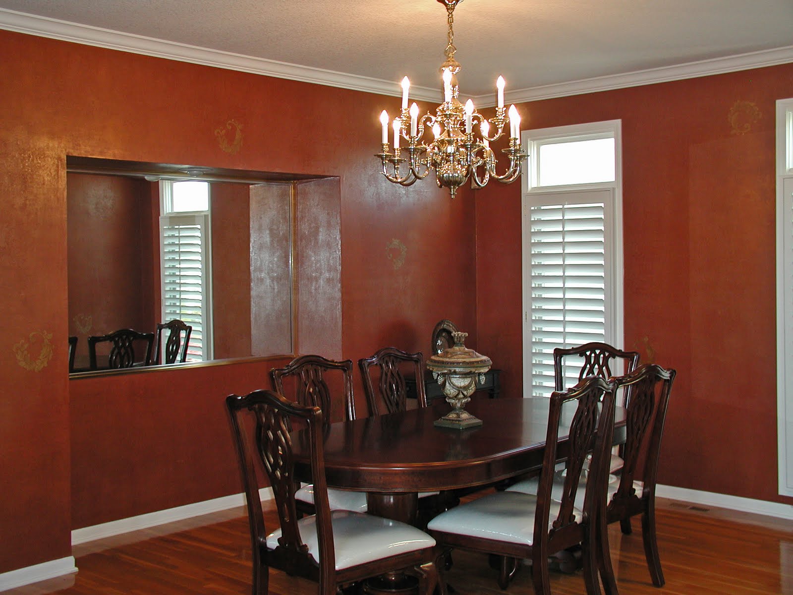 Finishing Acts: Waxes and Faux Finishing