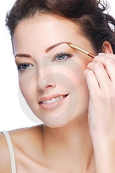 Trucchetto di una vecchia estetista per riempire i buchi nelle ...