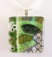 DoYouLoveLucy's Handmade Jewelry?: How to make Glass Pendants