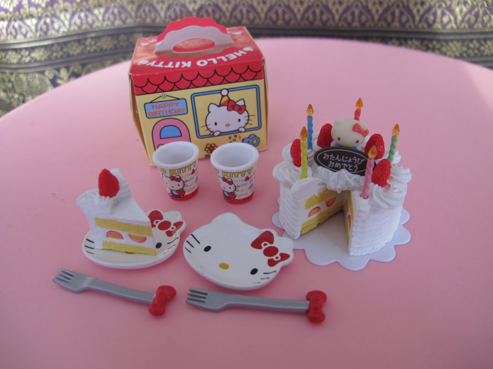 chrystal ☆•*¨*•.¸¸: my Mini Hello Kitty Fast Food sets