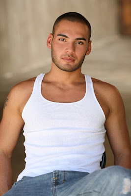 Favorite Hunks & Other Things: Favorite Face of the Day: Jonathan Isaiah