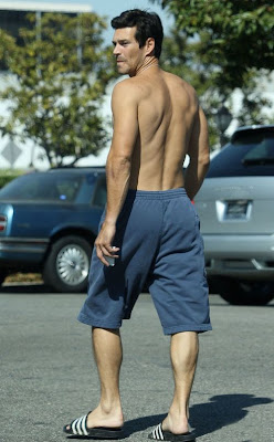 Favorite Hunks & Other Things: Tuesday, September 22, 2009