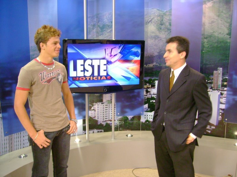 APELIDADO DE ROBGOL , O ATLETA ROBSON LUCAS EM ENTREVISTA A REDE RECORD ...