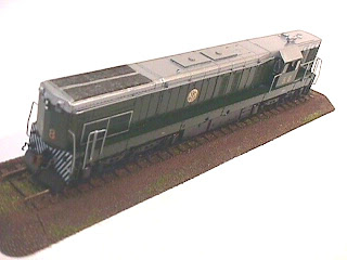 阿Lam: Kitbashing an EMD G16 model in HO scale