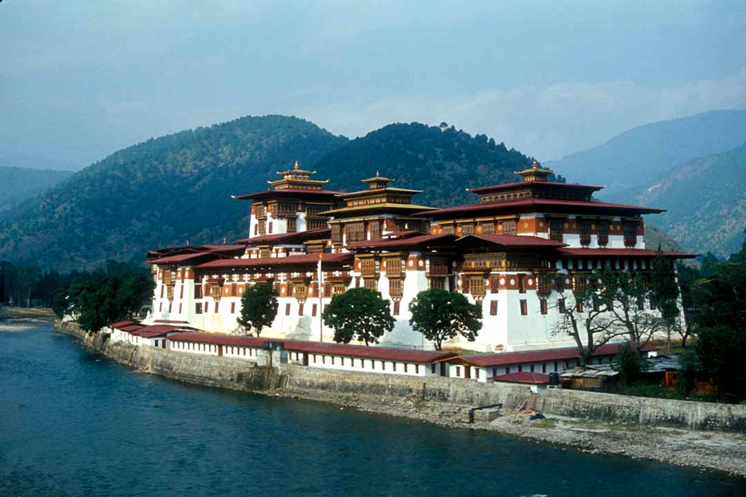 HPANWO: Bhutan- The Happiest Country in the World!