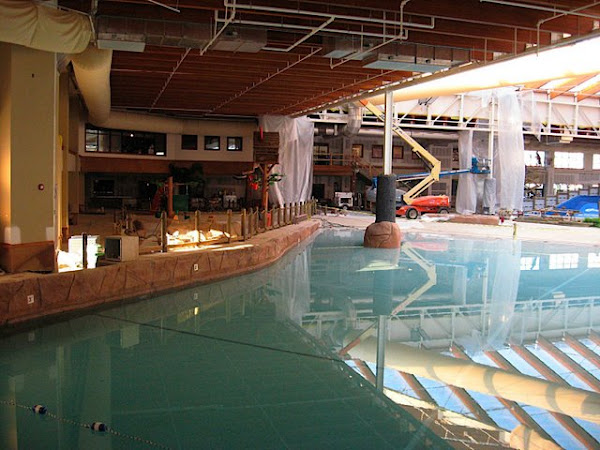 Wilderness at the Smokies: Wild Waterdome Opens at Wilderness