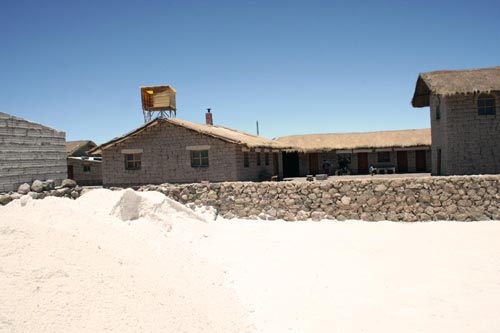 Los Viajes de Atland: Salar de Uyuni (Bolivia) - Cap. 2 Colchani