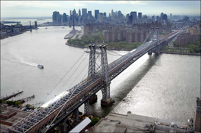 Long Distance Voyager: Bridge of the Week #10: Williamsburg Bridge