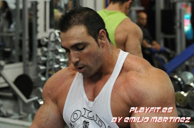 Muscle Lover: Marcos Chacon
