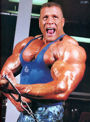 Muscle Lover: Canadian giant bodybuilder Greg Kovacs
