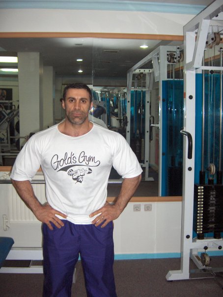 Muscle Lover: Iranian bodybuilder Ali Tabrizi Nouri