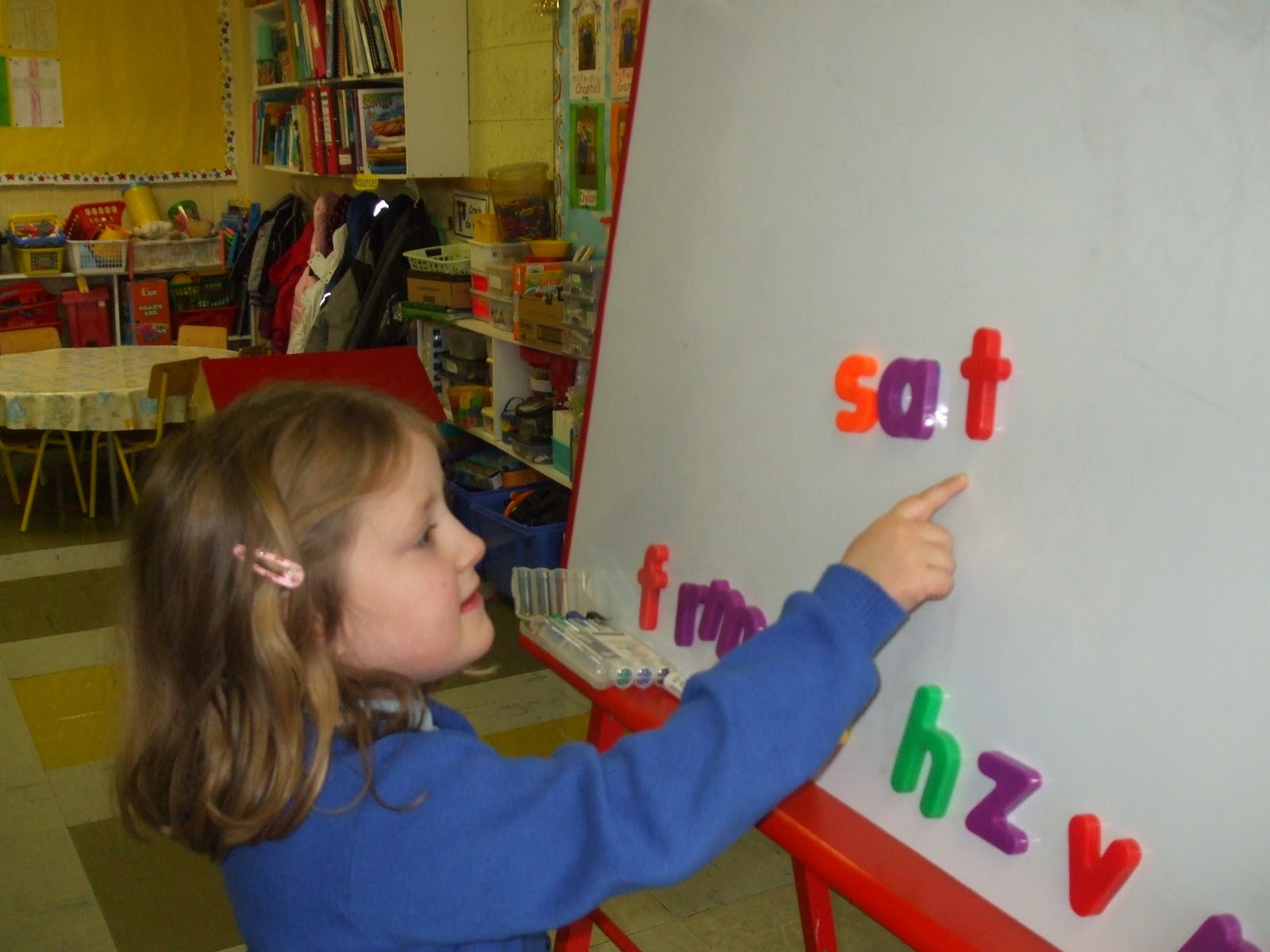 Literacy Site: Making words in Senior Infants