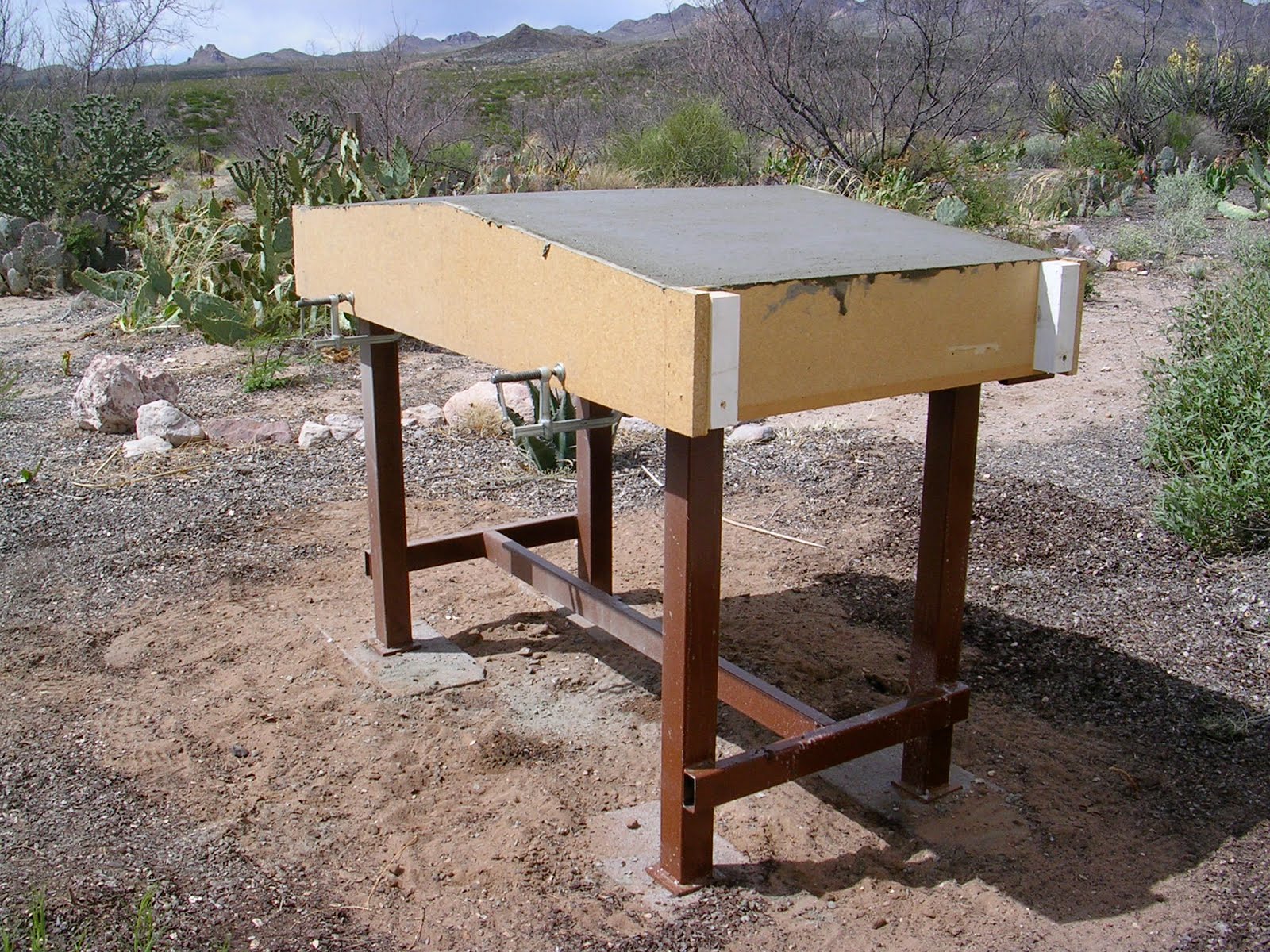 Deb Thuman's Blog: It's A Wedging Table