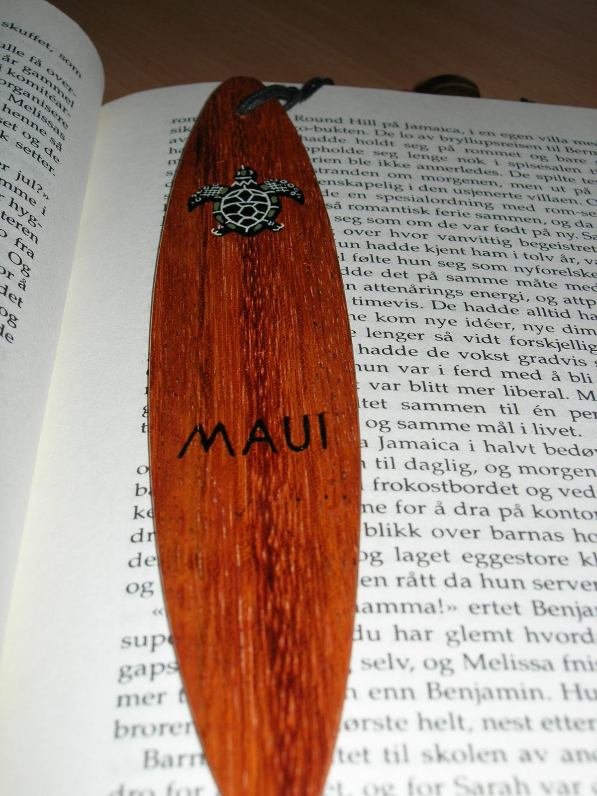 Bookmarks collection from around the world: SURFBOARD