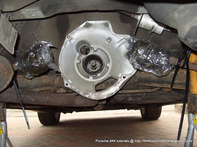 944 Foot To The Floor: How to remove a Porsche 944 transmission (Square ...
