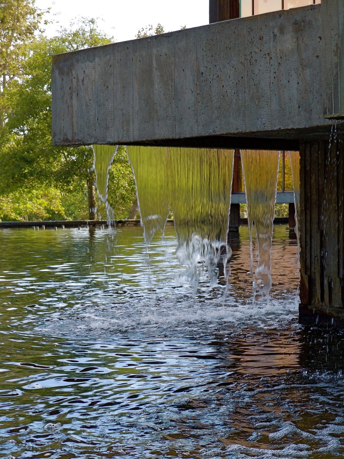 David Pedersen: Central Park photos of Neutra Architecture & Water Features