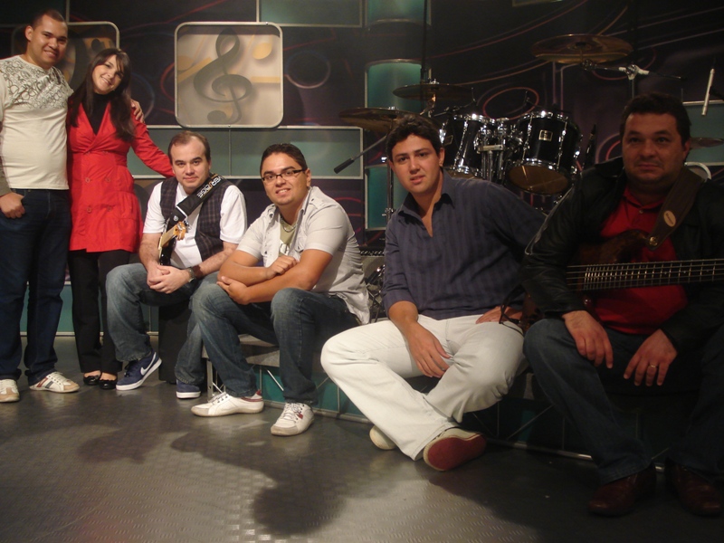 À Frente da Batalha: Entrevista com a banda Estação XV