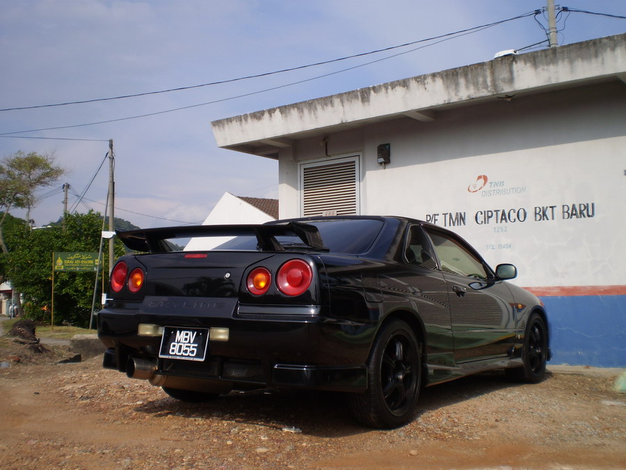 Nissan Skyline R34 Gallery - Car News