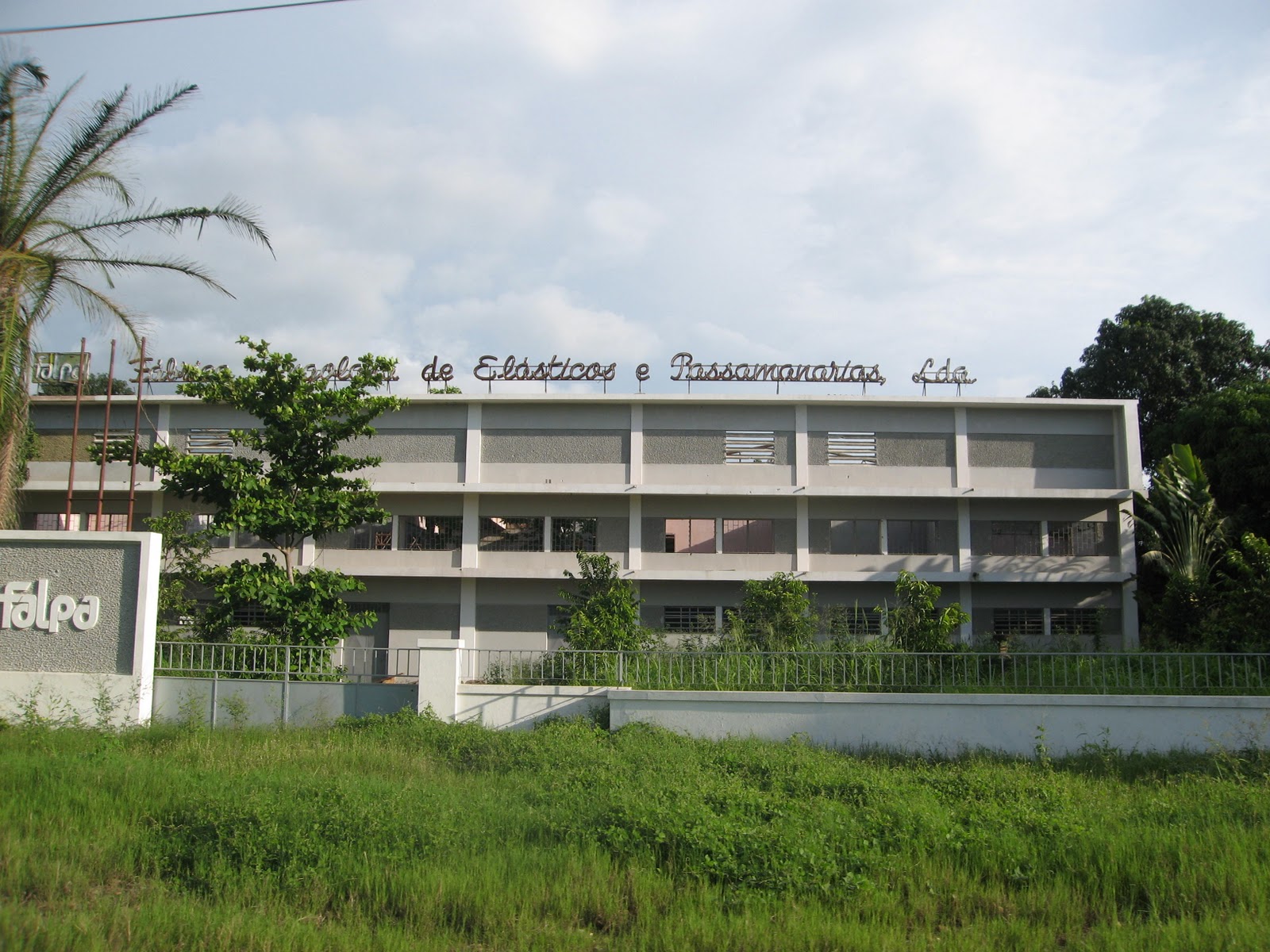 Viajar...viajar! Ir....e voltar!: CAXITO