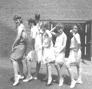 Graphic Design History09: Flappers, 1920s