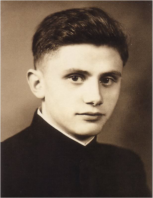 a young Pope Francis : pics