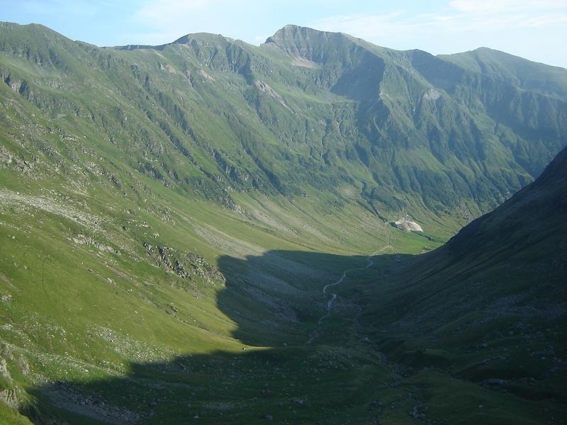 Blogu lu' Bury: Prin Fagaras: Fereastra Zmeilor, Lacul Capra