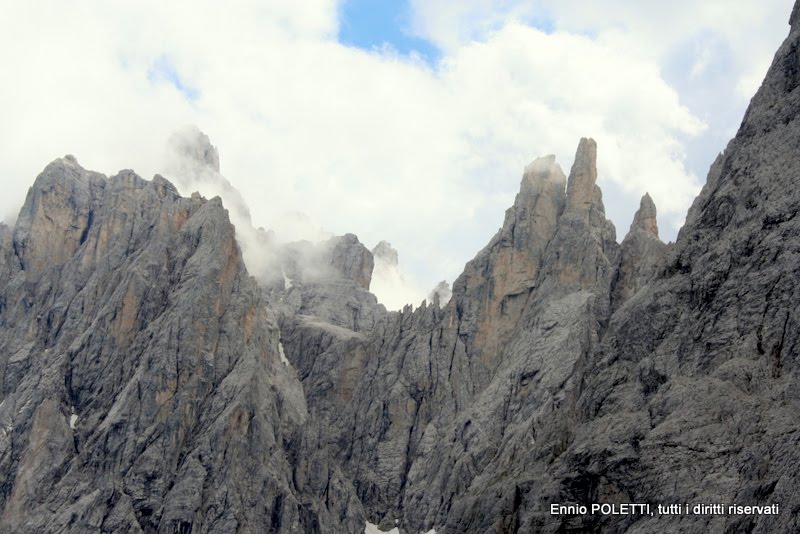 MOUNTAINS: VALLON POPERA